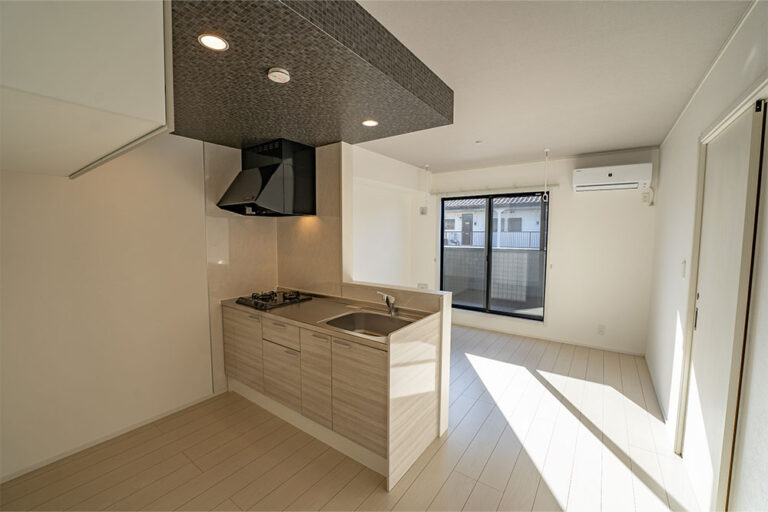 1LDK+奥行6.1mのゆったりガレージ｜木更津市の賃貸ガレージハウス