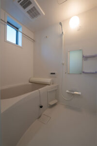 シャッターゲートで閉ざされた穏やかな空間｜茅ヶ崎西IC 900m