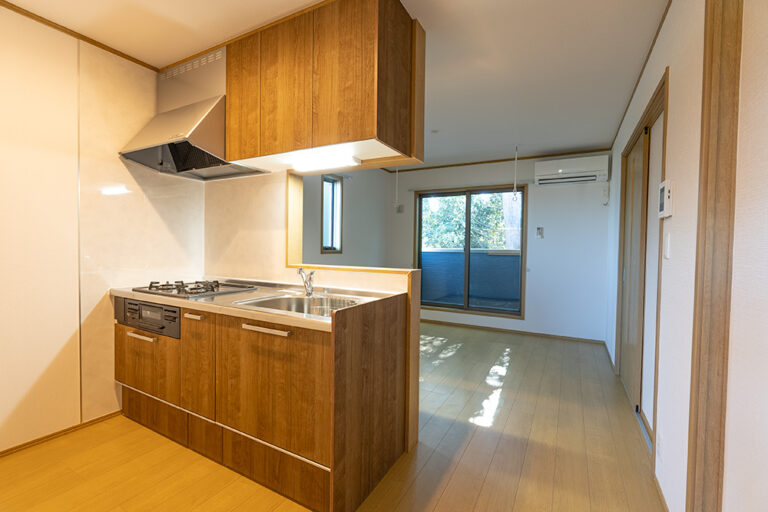 奥行6.6mガレージ＆自然を感じる1LDK｜さいたま見沼IC 1.5km