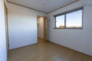 奥行6.6mガレージ＆自然を感じる1LDK｜さいたま見沼IC 1.5km