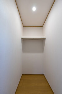 奥行6.6mガレージ＆自然を感じる1LDK｜さいたま見沼IC 1.5km