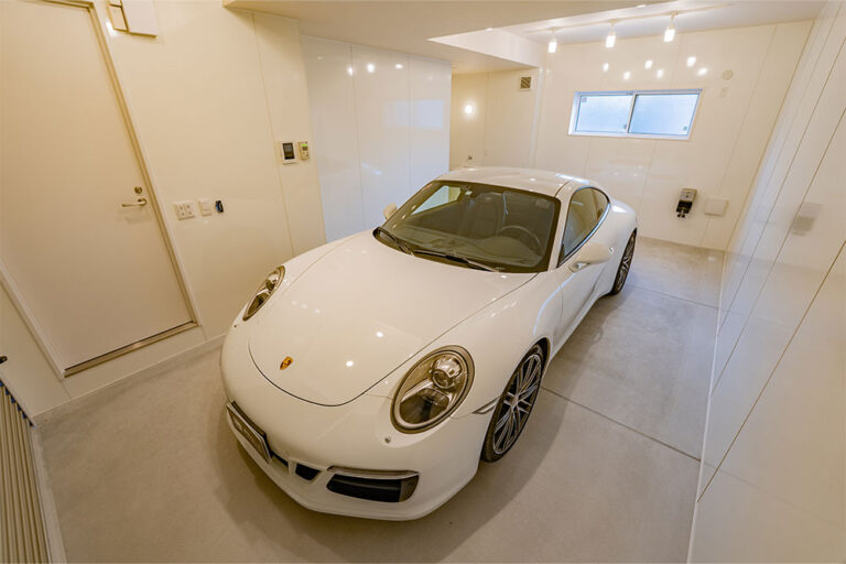 奥行6.5mガレージと住宅設備が充実した1LDK｜相原駅 徒歩8分