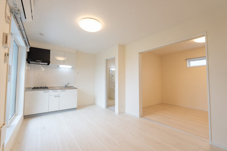 二人暮らしにも適した階段ロフト付き1LDK｜木更津金田IC 1.5km