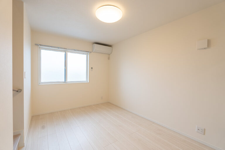 二人暮らしにも適した階段ロフト付き1LDK｜木更津金田IC 1.5km