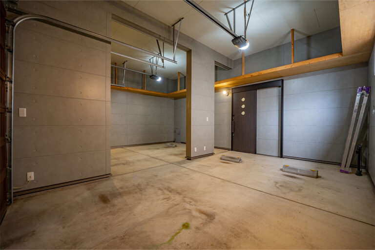 建物面積224 m²、堂々たる3SLDK+2台ガレージ｜茨城県龍ケ崎市