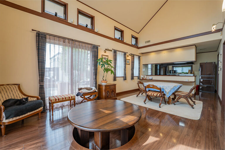 建物面積224 m²、堂々たる3SLDK+2台ガレージ｜茨城県龍ケ崎市