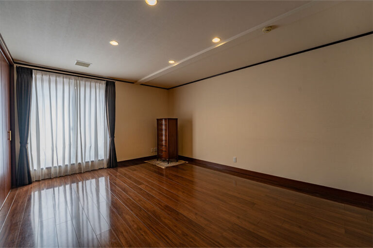 建物面積224 m²、堂々たる3SLDK+2台ガレージ｜茨城県龍ケ崎市